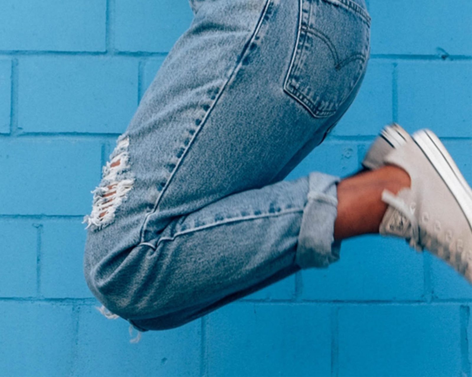 How to Switch from Fast Fashion to Vintage on Instagram - Good On You