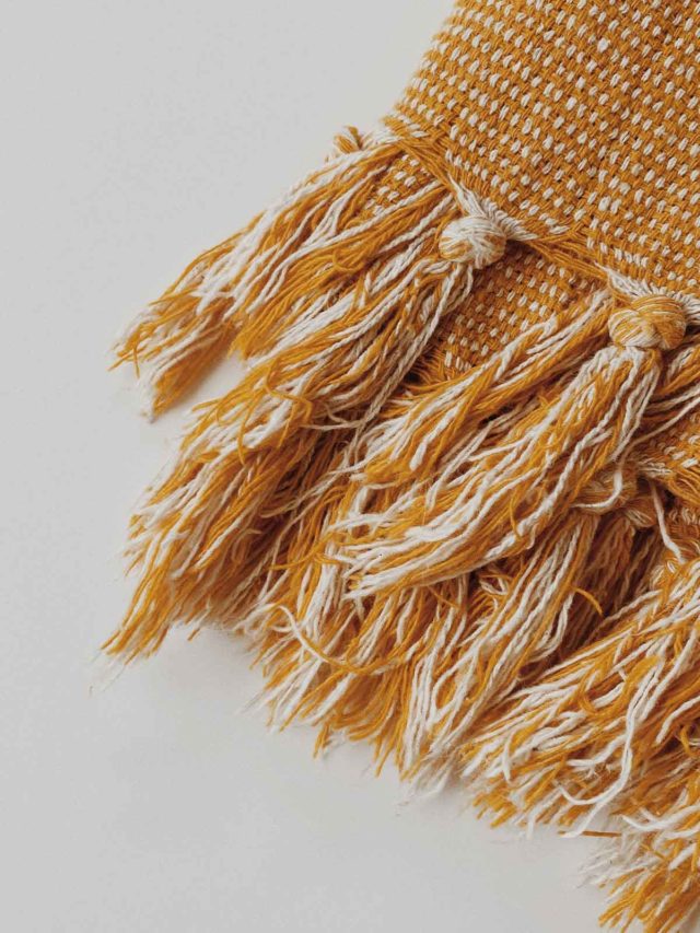 What is polyester? Material Guide, Ethics and Sustainability