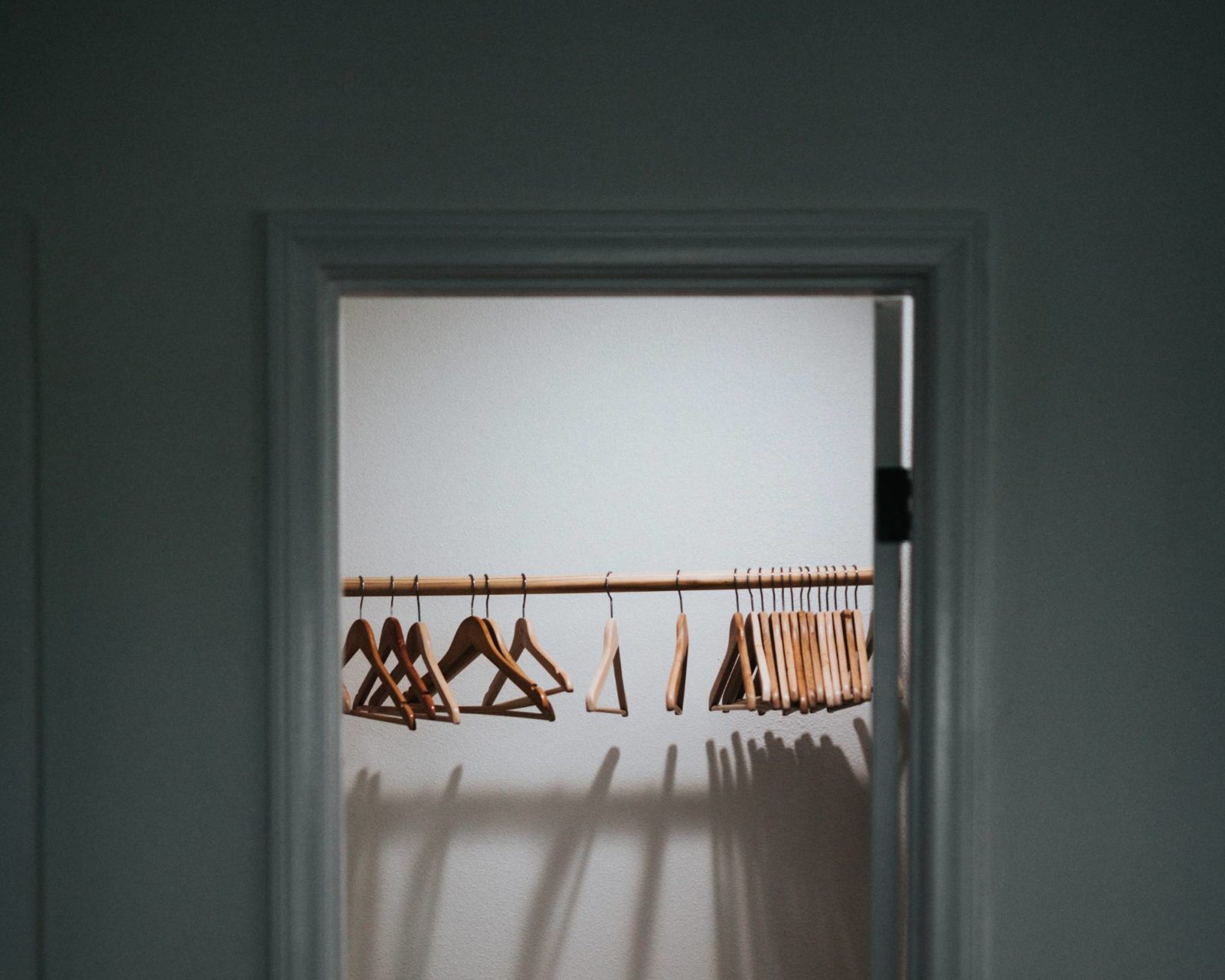 The Ultimate Guide to Cleaning Out Your Closet - Good On You